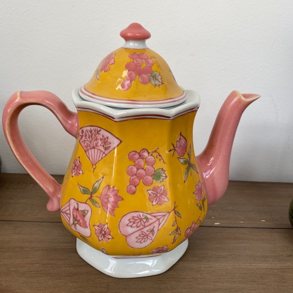 April Cornell | Dining | April Cornell Ceramic Pink Yellow Lidded ...